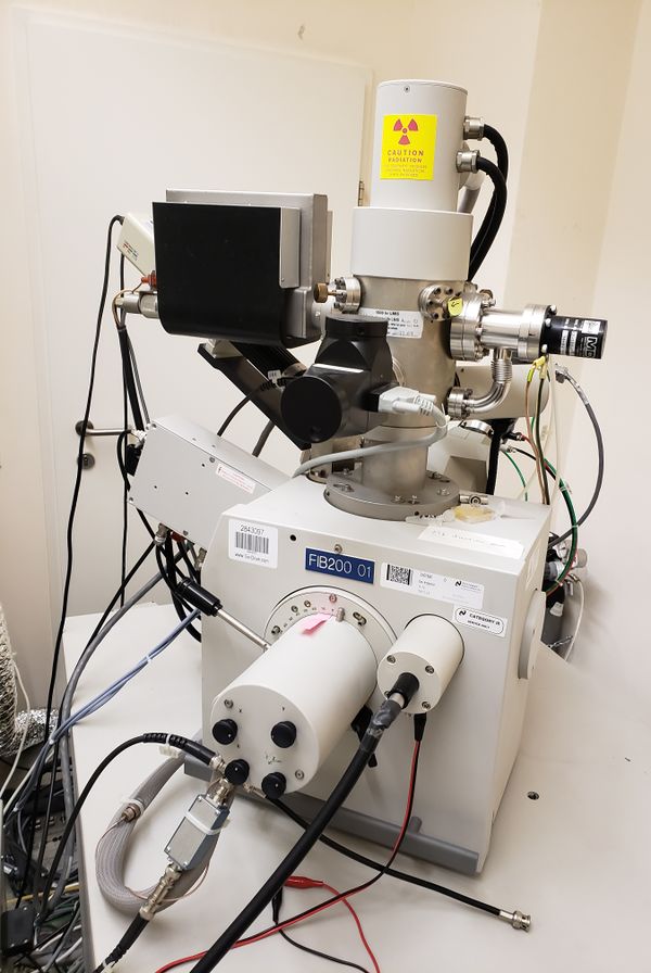 FEI FIB 200 - Microwiki